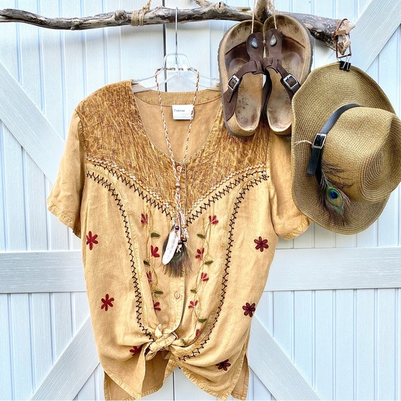 Vintage | Tops | Trendy Southwestern Embroidered Boho Blouse W ...